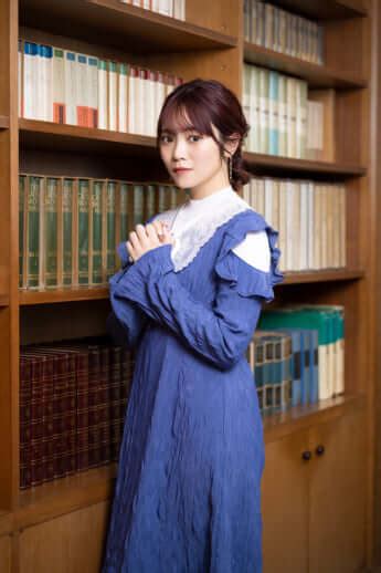 日向坂46卒業の「宮田愛萌さん」 が初の小説集を発表 「名刺を作ってみたけれど…」グループ卒業後の肩書に悩み（写真3） デイリー新潮