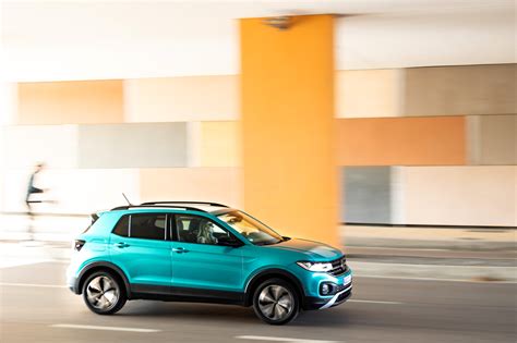 Volkswagen T Cross 230 Tsi Tech 新車型限量優惠988萬登場、23年式t Roc 同步推出280 Tsi