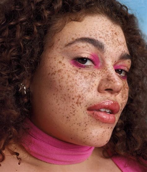 How To Fix Clumpy Mascara Mascara Makeup Tutuorial Maybelline Uk