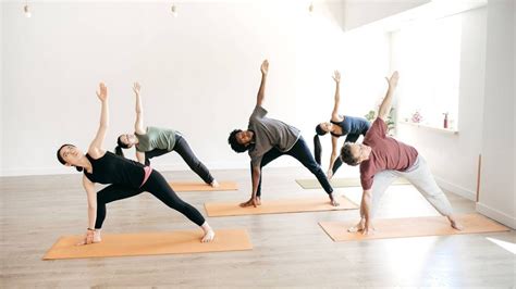 How To Teach A Yoga Class For Beginners