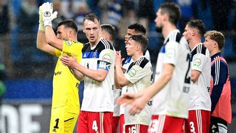 Hsv Steuert Nach Remis Gegen Paderborn Auf Relegation Zu Ndrde