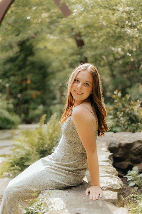 Emma Burgess Photography Updated November 2025 Request A Quote