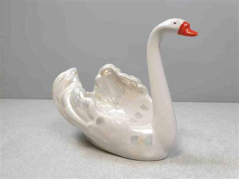 Купити Скульптура статуетка Б У Підставка у формі лебедя ціна 115 ₴ Prom Ua Id 1630314847