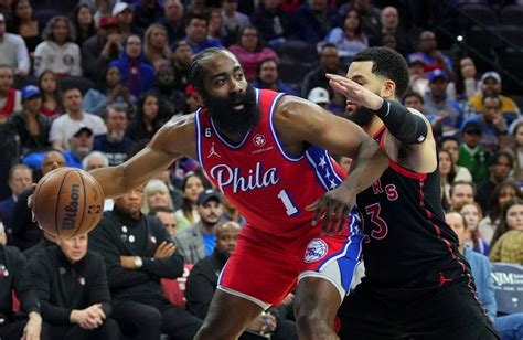Nba常规赛76人117110猛龙 恩比德2512哈登2311！76人惊险获胜！奥分体育