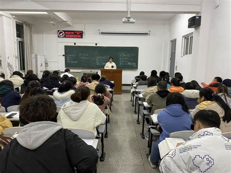 我院开展优秀学长学姐交流会 长江大学动物科学学院