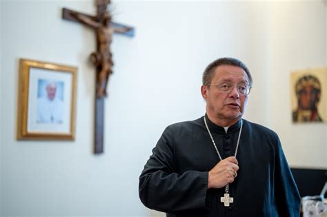 Kard Grzegorz Ryś Nawet W Kościele Człowiek Boi Przyznać Się Do