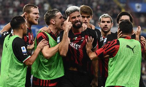Il Milan Ritrova Il Sorriso Giroud Incorna Il Toro Calcio News 24