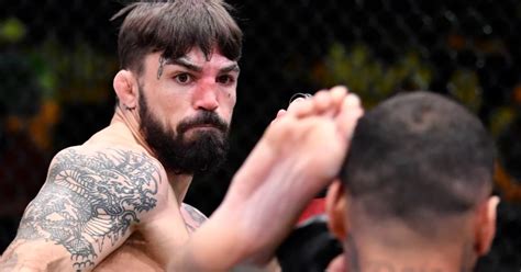 Mike Perry Reaction To UFCs OnlyF Ns Model Collaboration