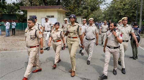 Delhi Security Beefed Up At Ramlila Maidan Ahead Of Kisan Mahapanchayat
