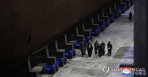 북 트럼프 반응 떠보나근거리 탄도미사일로 도발 재개