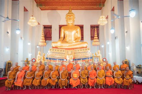 วัดมหาธาตุยุวราชรังสฤษฎิ์ ราชวรมหาวิหาร L Mahathatu Temple Bangkok