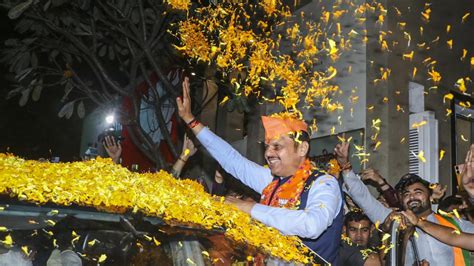 Maharashtra Election Seven Reasons For Mahayutis Unprecedented