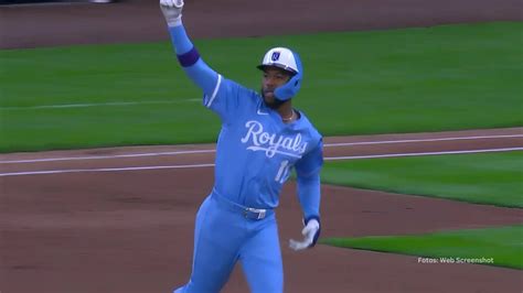Venezolano Maikel García Gana Premio Con Kansas City Royals