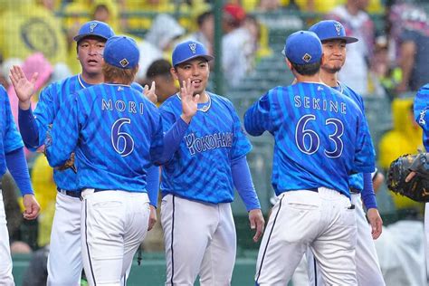 Dena・東克樹が開幕6連勝 雨にも虎党にも負けず無四球8回2失点 球団左腕49年ぶり サンスポ