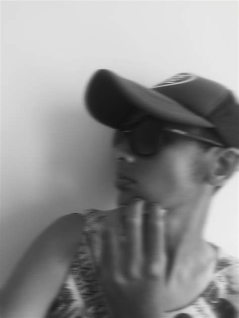 اهنگ من پسرم از زمرد طرفداری