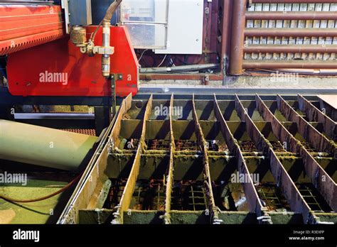 Router Guide Rail System Hi Res Stock Photography And Images Alamy