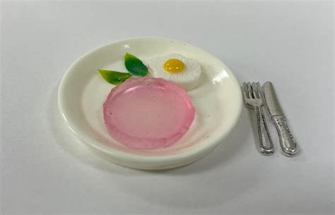 Despite How It Looks This Gelatinous Blob Could Make Lab Grown Meat