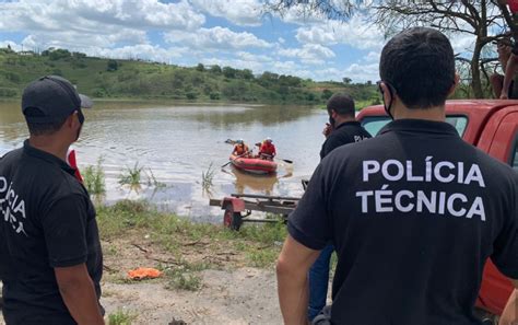 Corpo De Guarda Municipal é Encontrado Boiando Em Rio De Feira De