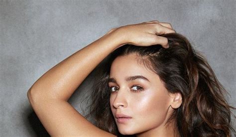 Alia Bhatt Hot Pictures Ass Boobs And Bikini Ractressclara