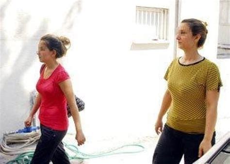 Anne kız grup seks yapıyor çocukları çekiyor Gündem Haberleri