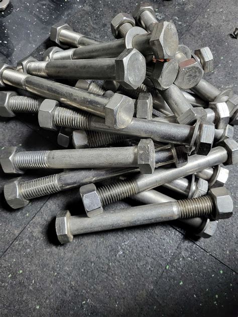 Śruba M20 nierdzewna, kwasówka Kluki • OLX.pl