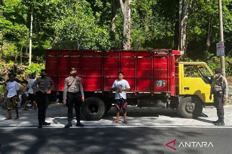 Wabah PMK Masih Tinggi Polres Lombok Utara Mondar Mandir Di Perbatasan