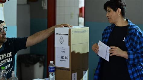 Cierran Los Centros De Votación En Argentina Con Una Participación De