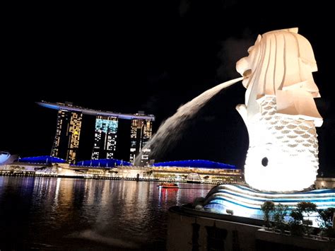 황홀한 야경 에스플러네이드 머라이언 마리나베이샌즈 레이저쇼 네이버 블로그