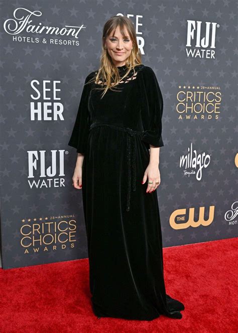Kaley Cuoco Critics Choice Awards 2023 • Celebmafia