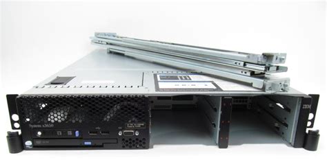 IBM 7979 EJU System X3650 2U Rackmount QC E5430 2 66Ghz 4GB RAM CTO