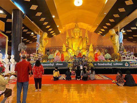 บรรยาก หลวงปู่เครื่อง สุภัทโท วัดสระกำแพงใหญ่ จ ศรีสะเกษ