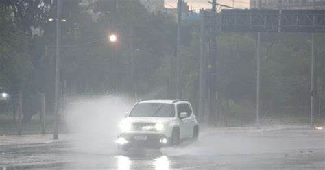 Defesa Civil De Porto Alegre Emite Alerta De Chuva E Vento Para Segunda