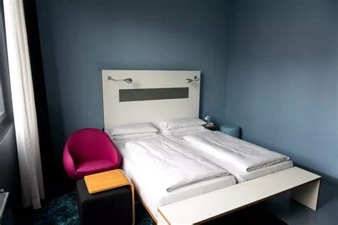 Travel Secrets Handy Hack Bags You Free Hotel Room Upgrade Daily Star