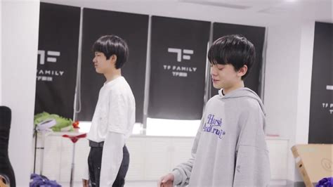 【tf家族】【张泽禹】《练习生日常不过的日常》30 “惊喜”加载中 2021 03 06 Youtube