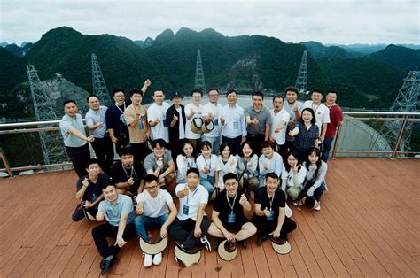 走近中国天眼缅怀南仁东 聆听他12年选址10年建造大国重器故事 知乎