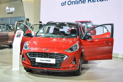 Hyundai Nios Gets Turbo Petrol From Venue Suv New Dual Tone Colour