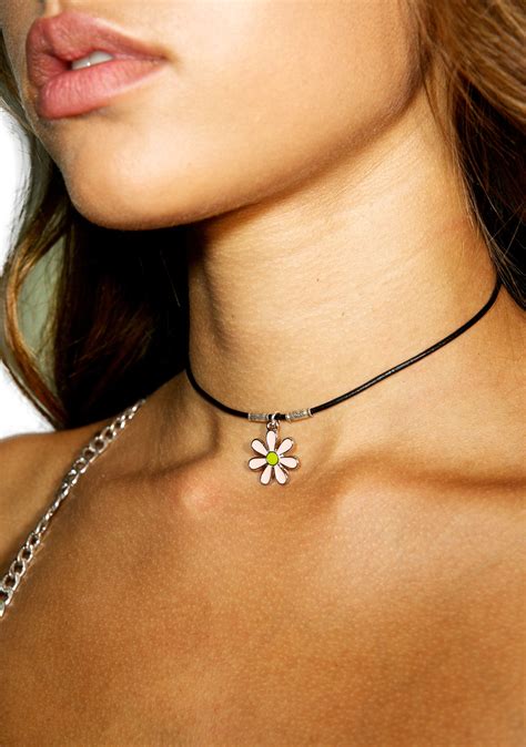 Flower Choker Dolls Kill