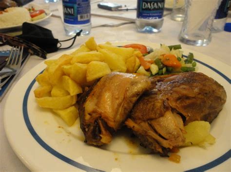 Della Media Production Chakula Chetu Cha Leo Chips Na Kuku