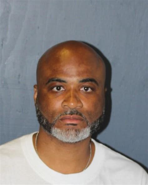 Douglas White Sex Offender In Cranston Ri 02920 Ri8180484