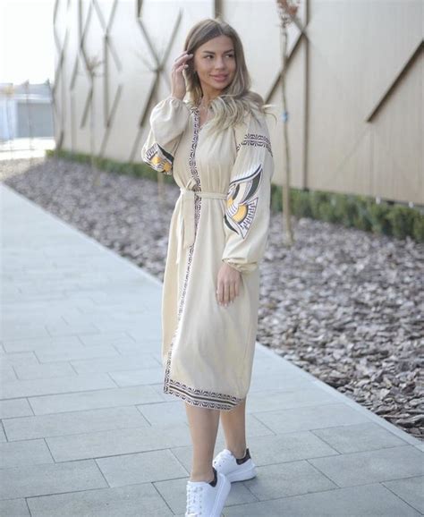 Сукня вишиванка — ціна 1800 грн у каталозі Вишиванки Купити жіночі речі за доступною ціною на