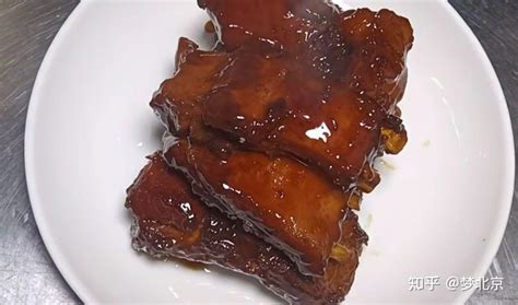 大厨教你“酱排骨”的家常做法，好吃的停不下来 知乎