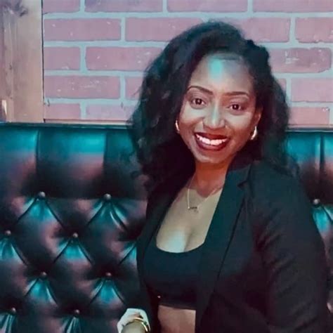 Jasmine Jasmine Elan • Threads Say More
