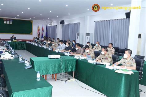 នាយឧត្តមសេនីយ៍ គៀត ច័ន្ទថារិទ្ធ