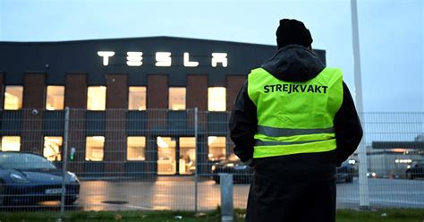 Le Nouvel Ennemi Delon Musk Les Travailleurs Nordiques C Juste Paris