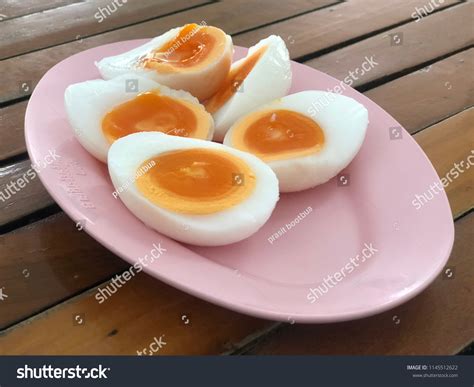 1件の「ไข่ต้ม White Background」の画像、写真素材、3dオブジェクト、ベクター画像 Shutterstock
