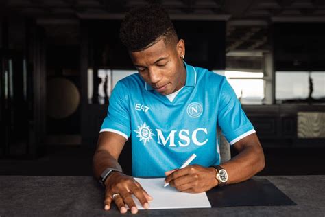 David Neres quebra registo na Seria A pelo Nápoles
