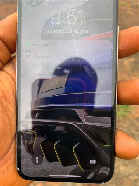 Cracked Iphone X Front And Back Works Pretty Well Without Issues