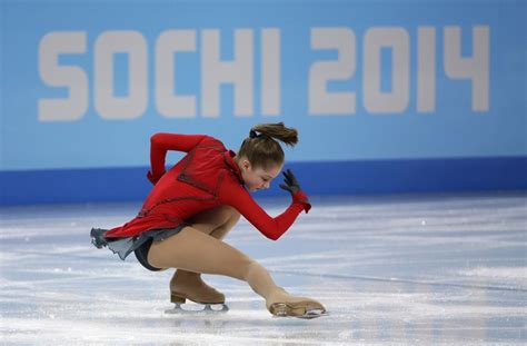 758880 Julia Lipnitskaya Sochi 2014 Ice Brown Haired Uniform Legs