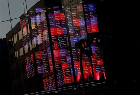 午前の日経平均は小反発、63円高 半導体株の一角が押し上げ ライブドアニュース