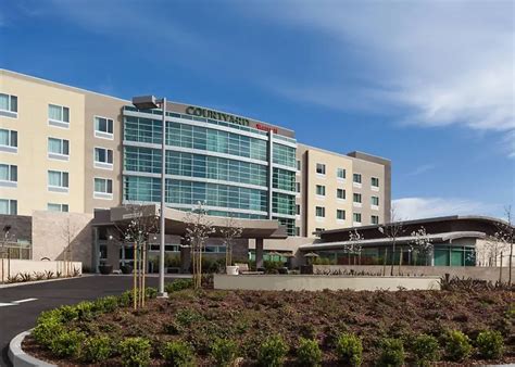 Courtyard By Marriott San Jose North Silicon Valley Hotel
